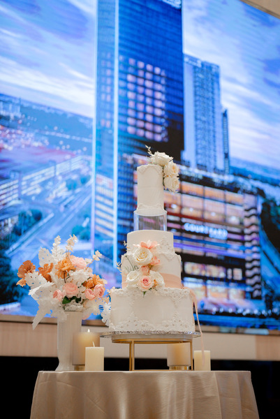 Luxe Package: 4 tier cake | Bridepay
